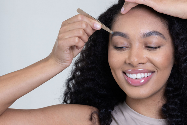 How To Use A Tweezer: Techniques And Grooming Purposes – Nghia Nippers USA